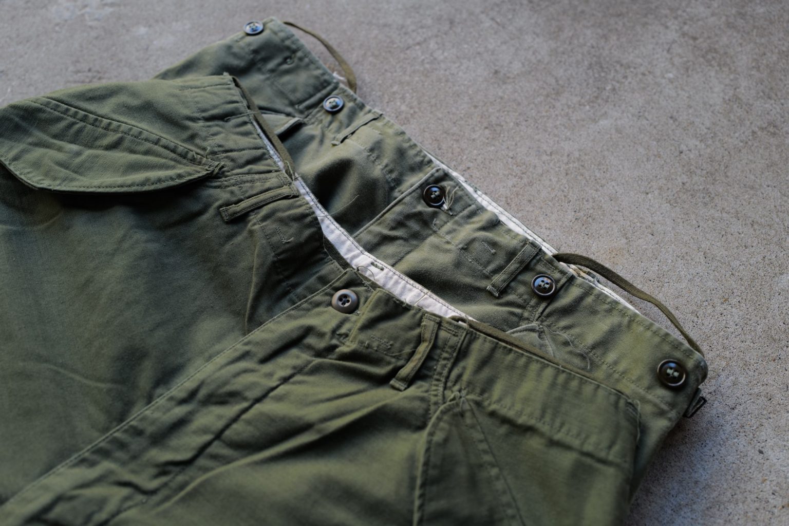 今期人気のミリタリーカーゴ！M51パンツとM65パンツを徹底比較 | anyteeのブログ | HOUYHNHNM（フイナム）